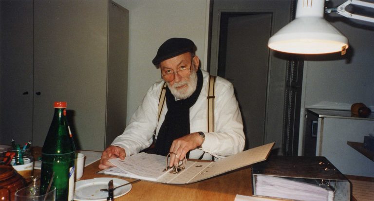 Biography : Dieter Roth Museum